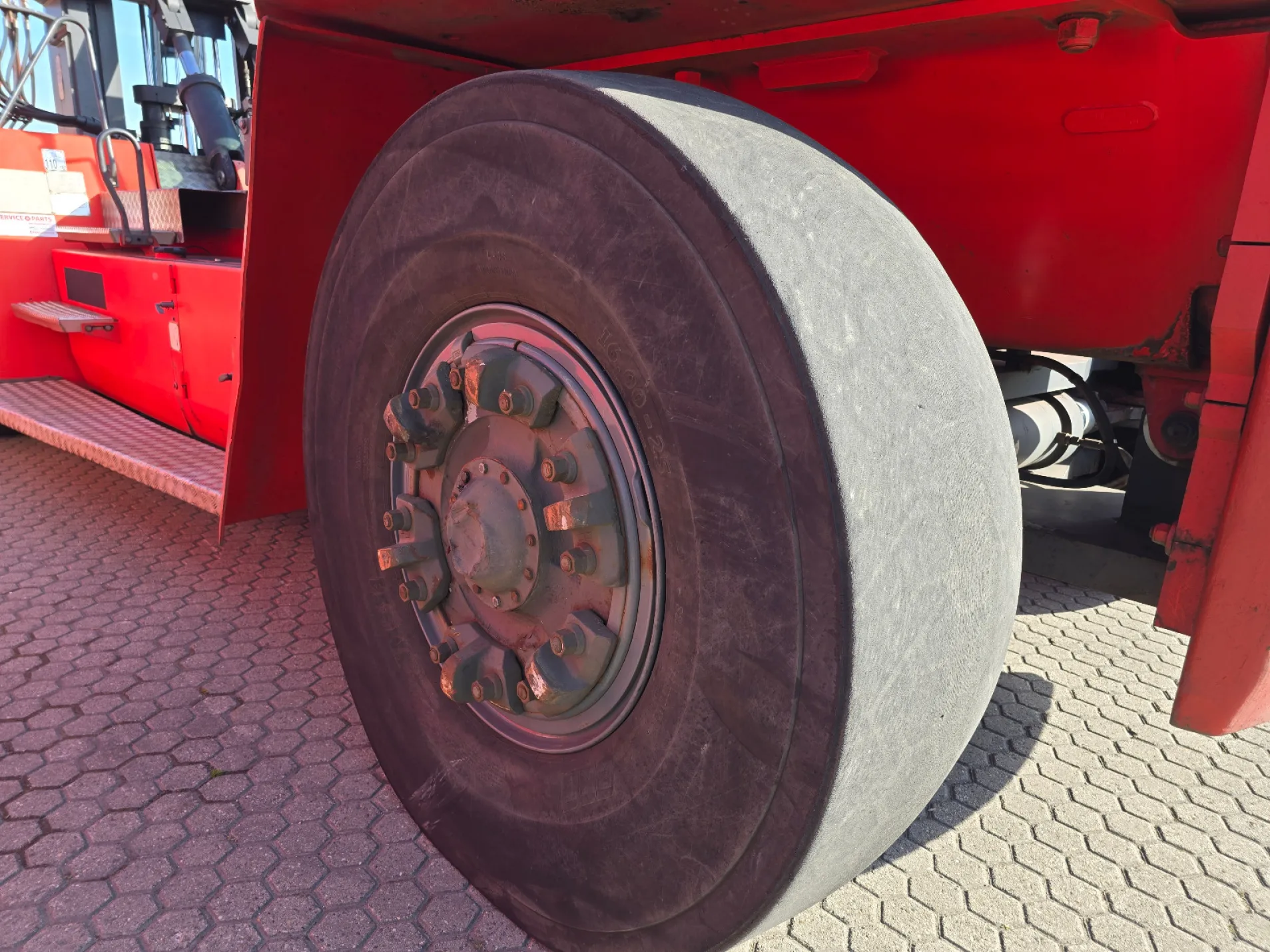 Kalmar - DCE330 RoRo