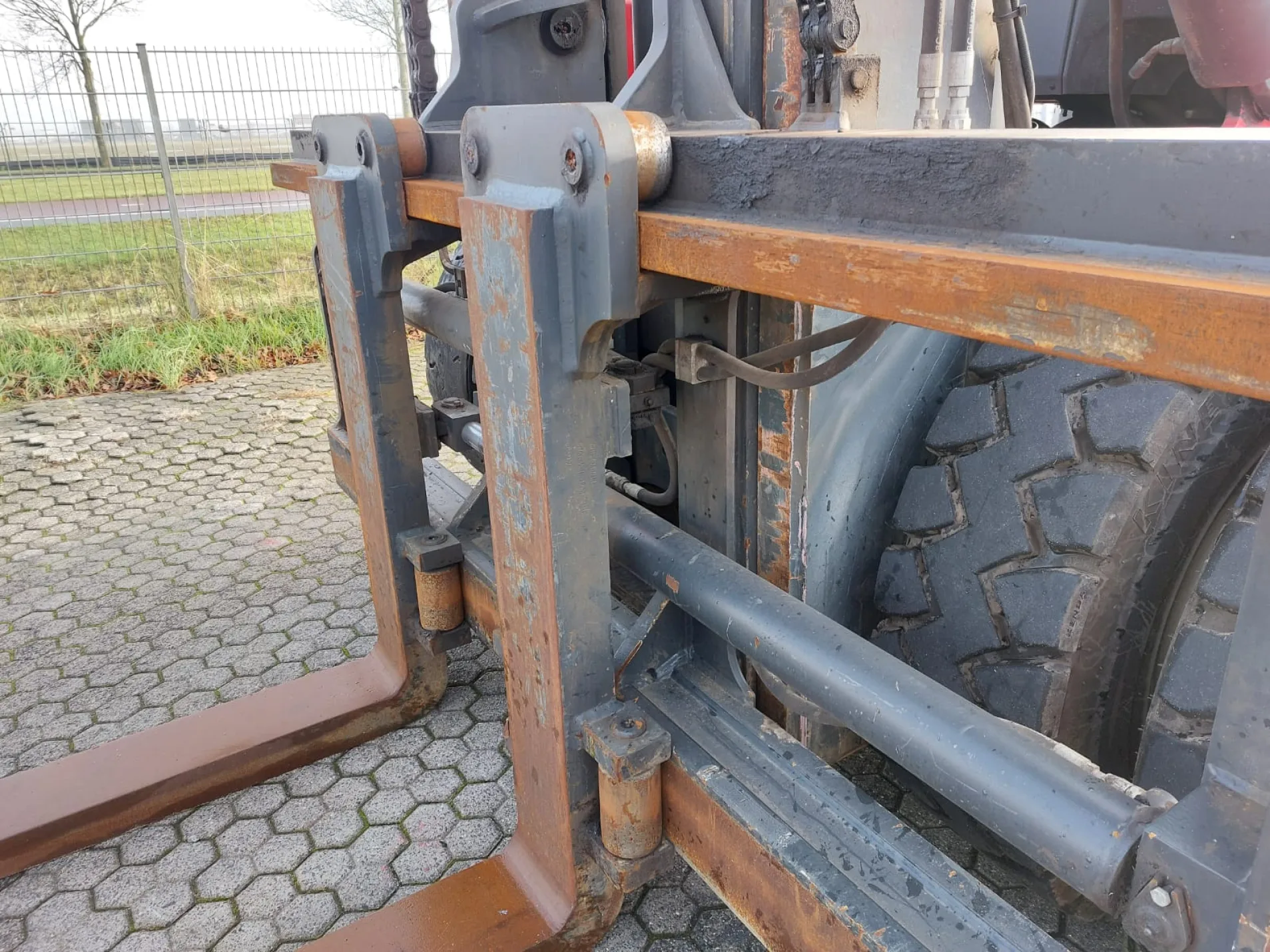 Kalmar - DCG160-9